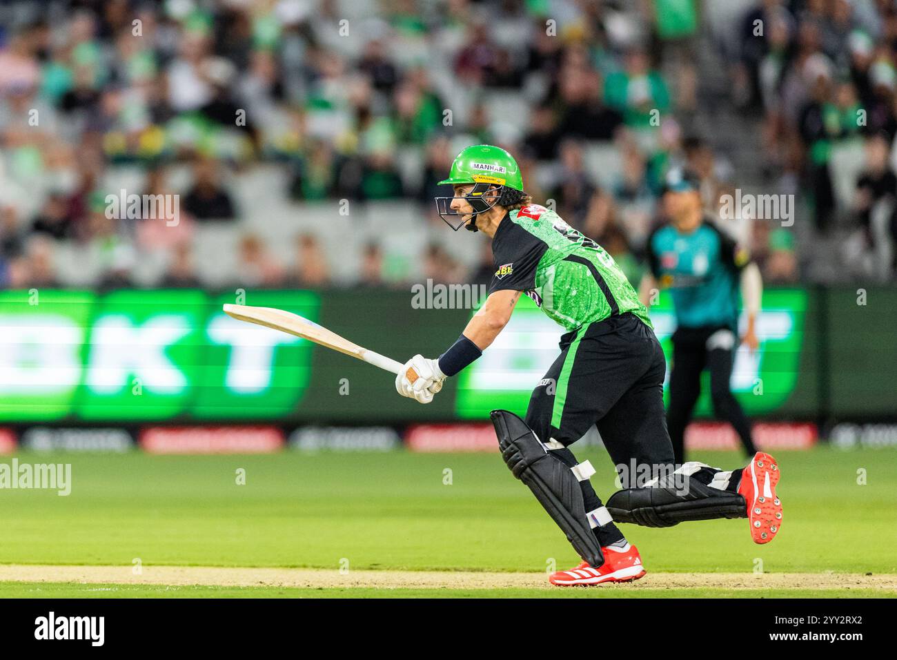 Melbourne, Australia, 18 December, 2024. Tom Curran of Melbourne Stars ...