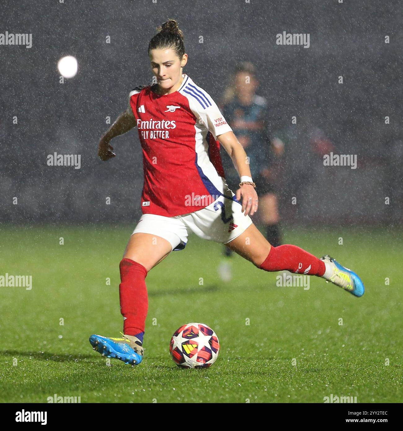 Borehamwood, United Kingdom. 18 December, 2024. Emily Fox of Arsenal ...