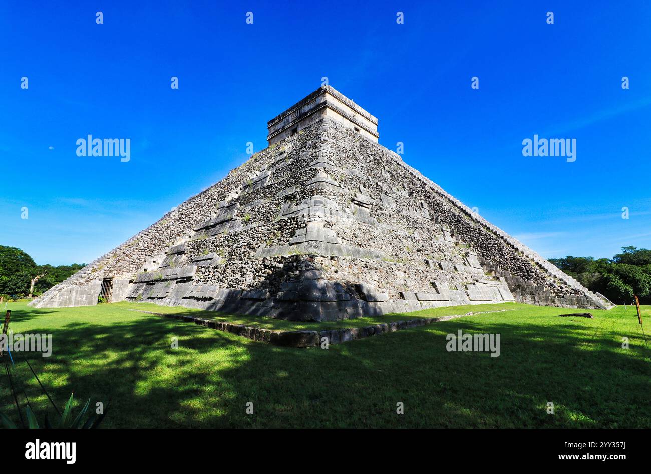South facing view of Magnificent Temple Pyramid of Kukulcan,El Castillo ...