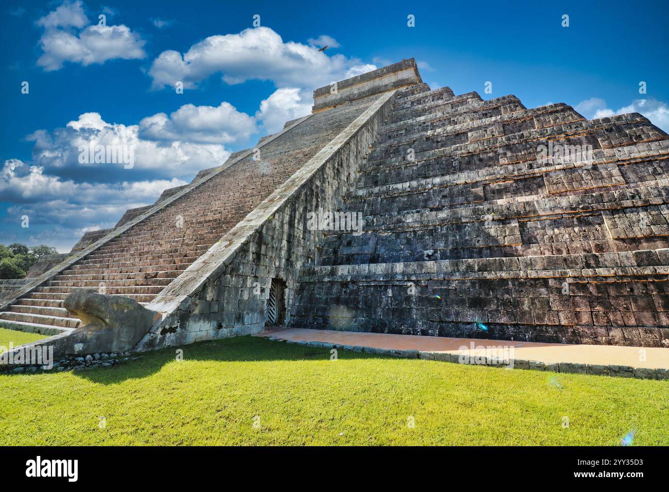 View of the Temple Pyramid of Kukulcan with a view of the steep ...