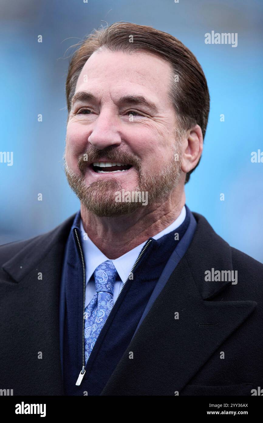 Dallas Cowboys radio color commentator Babe Laufenberg on the sidelines ...