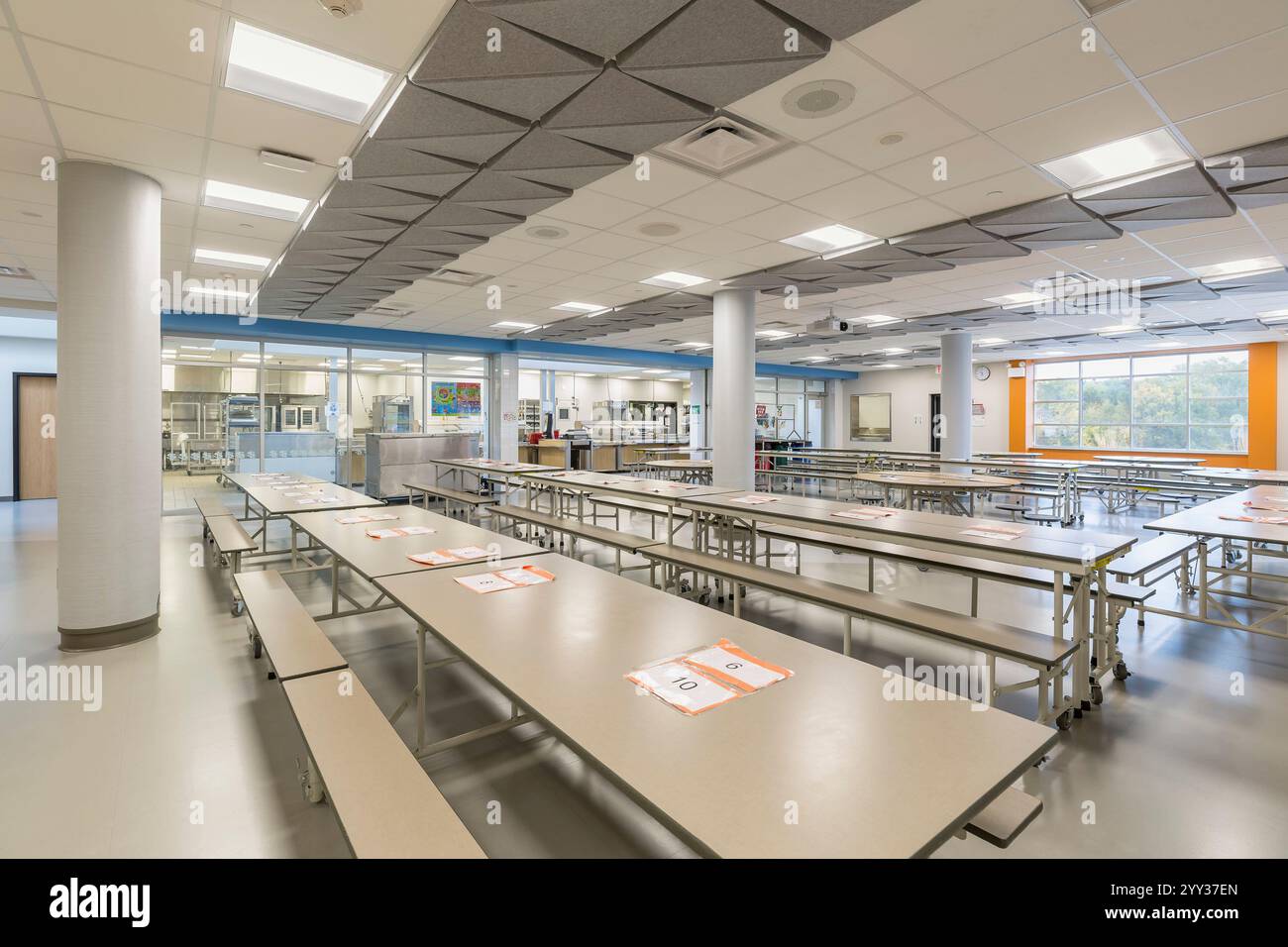 Sound abatement panels on ceiling hi-res stock photography and images ...