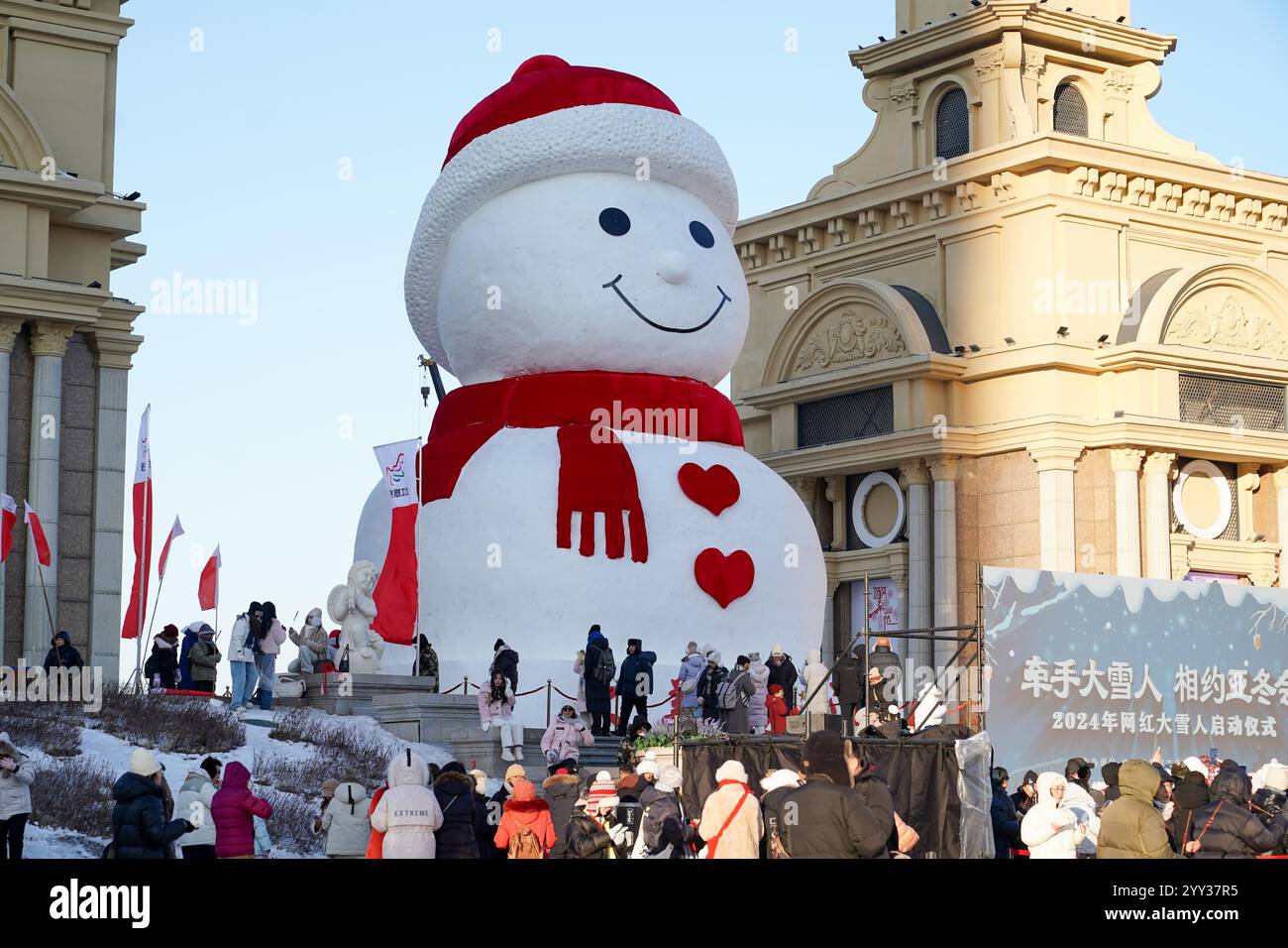 **CHINESE MAINLAND, HONG KONG, MACAU AND TAIWAN OUT** A giant snowman ...