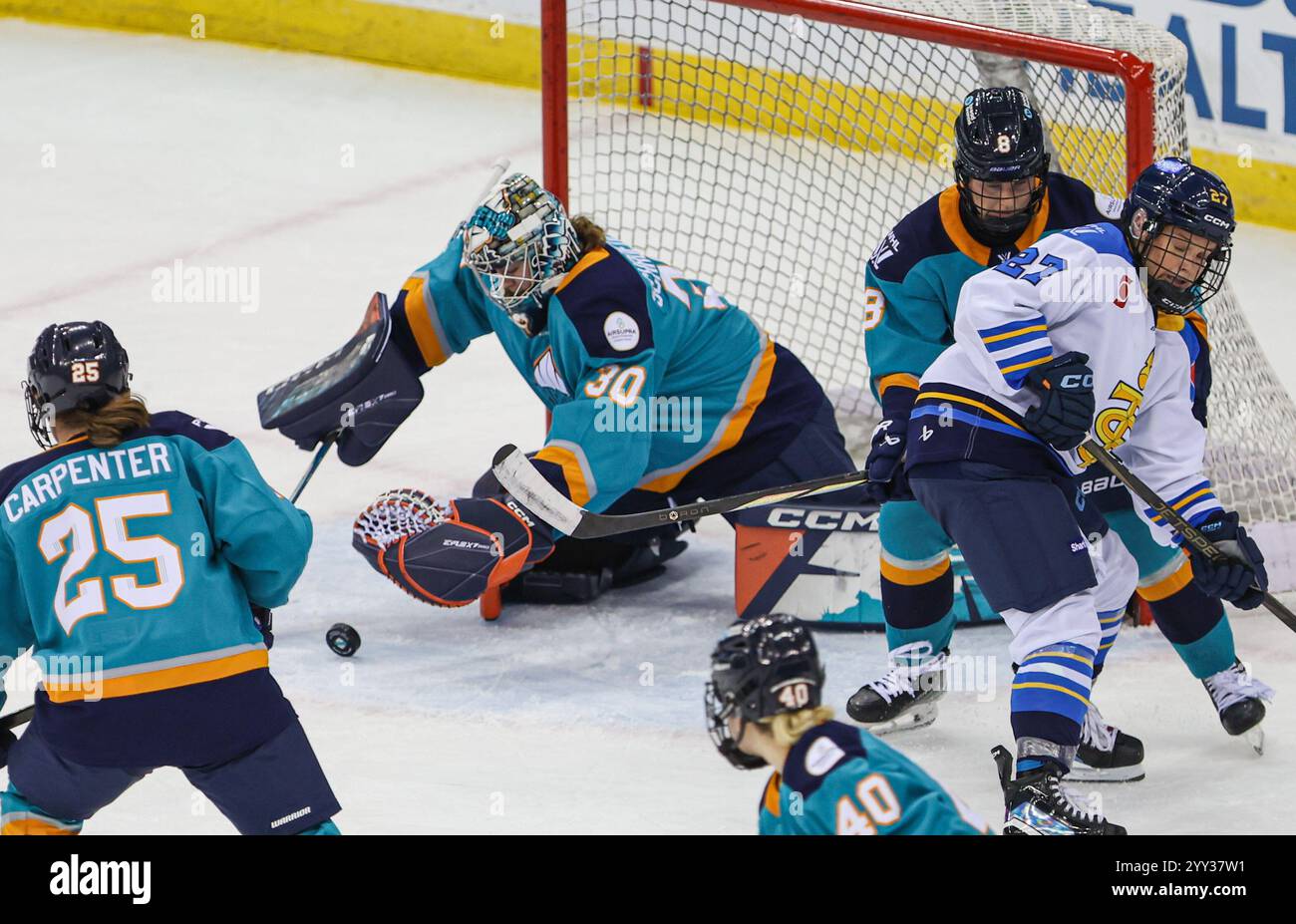 Newark, NJ, USA. 18th Dec, 2024. New York Sirens goaltender Corinne ...