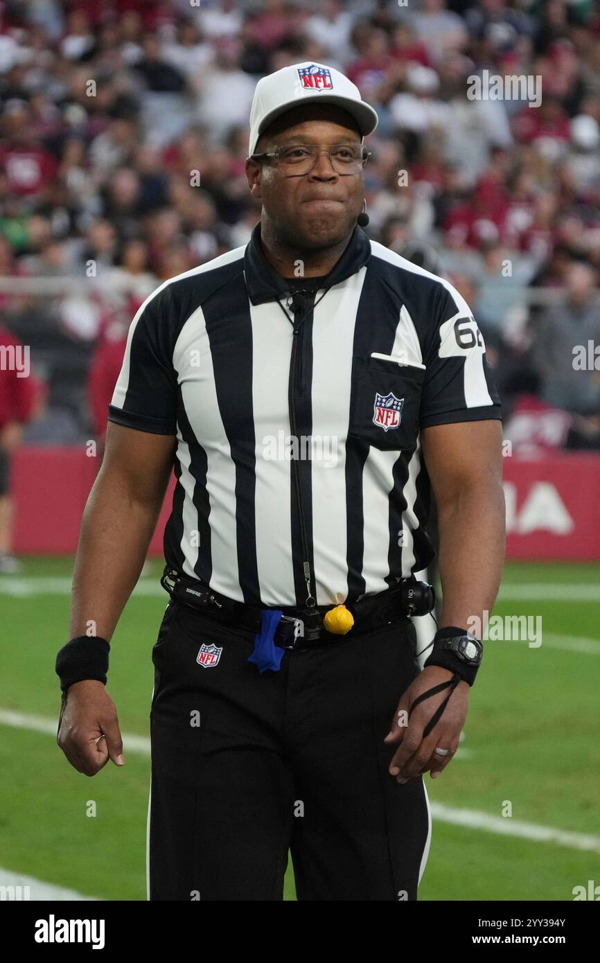 NFL referee Ron Torbert during the first half of an NFL football game ...
