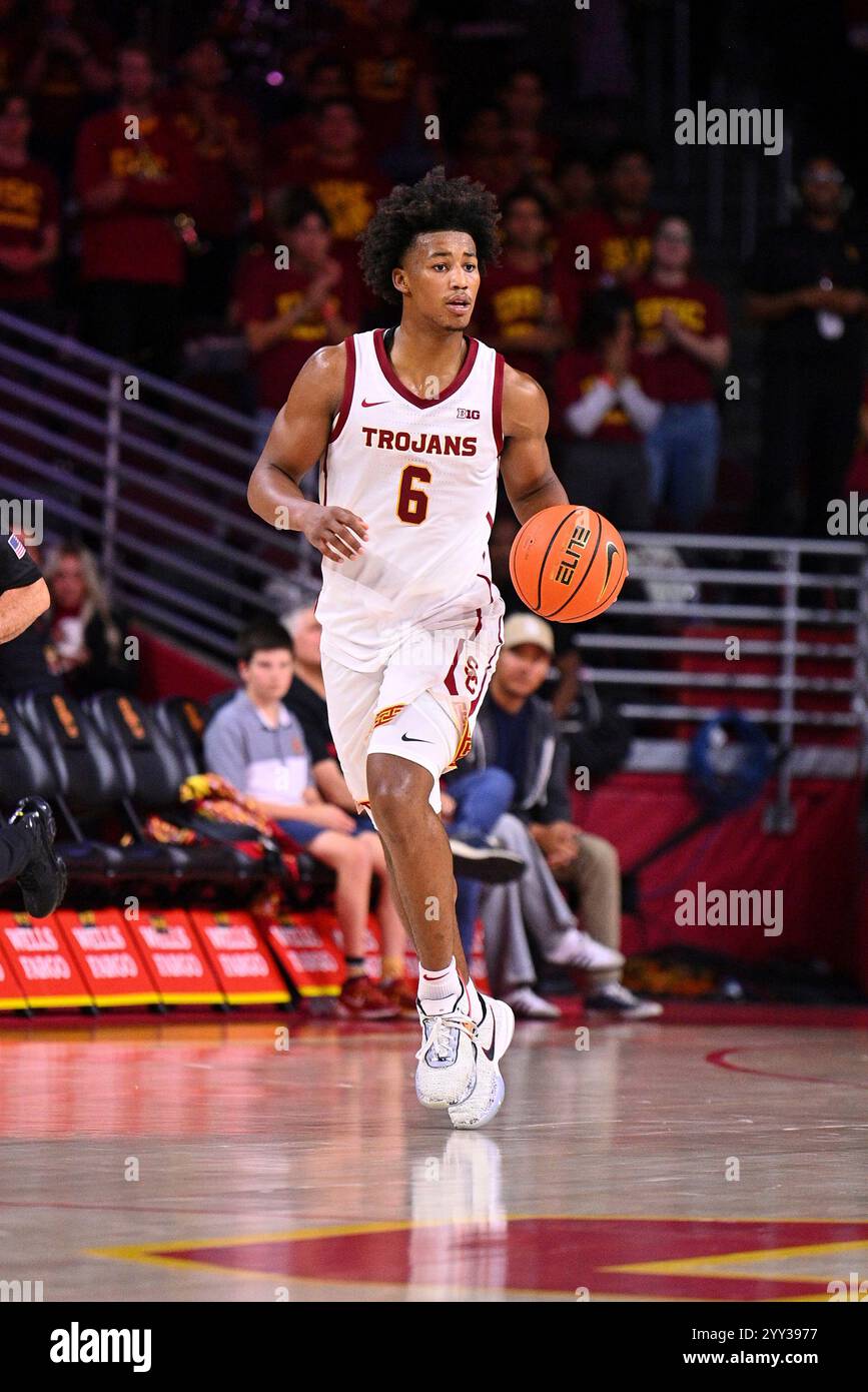 LOS ANGELES, CA - DECEMBER 15: USC Trojans guard Wesley Yates III (6 ...