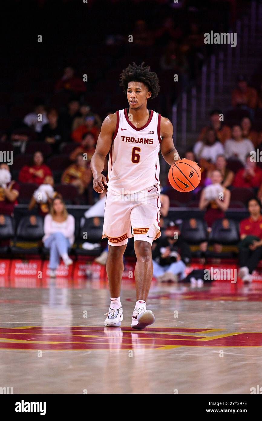 LOS ANGELES, CA - DECEMBER 15: USC Trojans guard Wesley Yates III (6 ...
