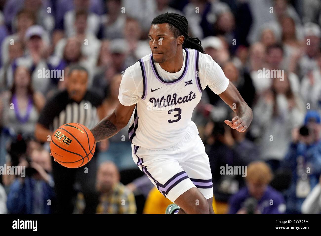 Kansas State guard C.J. Jones drives during the first half of an NCAA ...