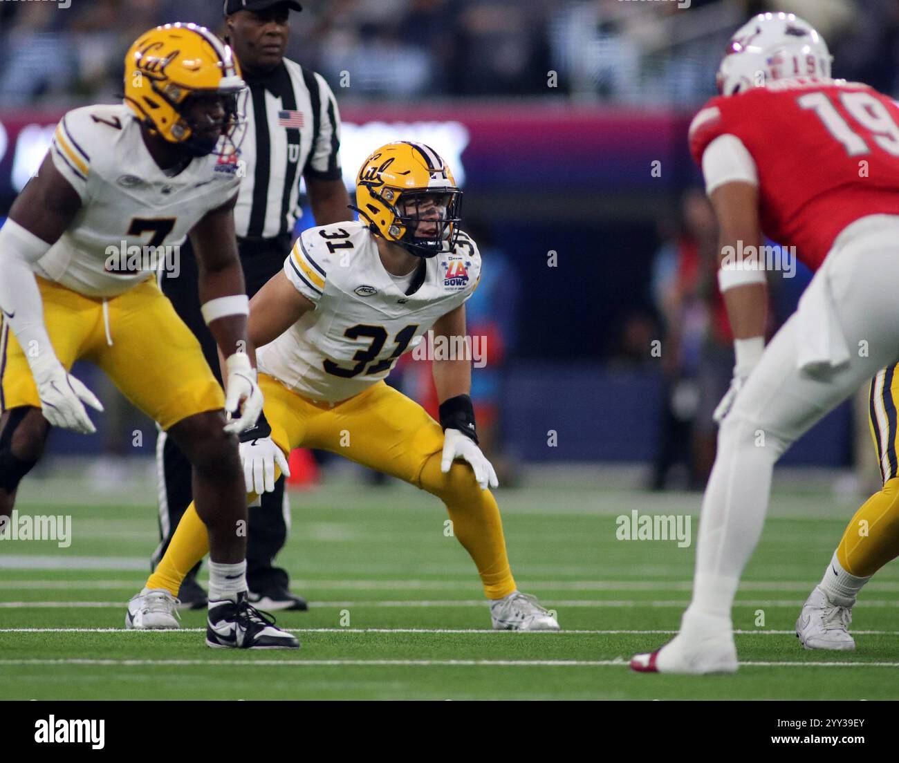 December 18, 2024 - California Golden Bears linebacker Hunter Barth #31 ...