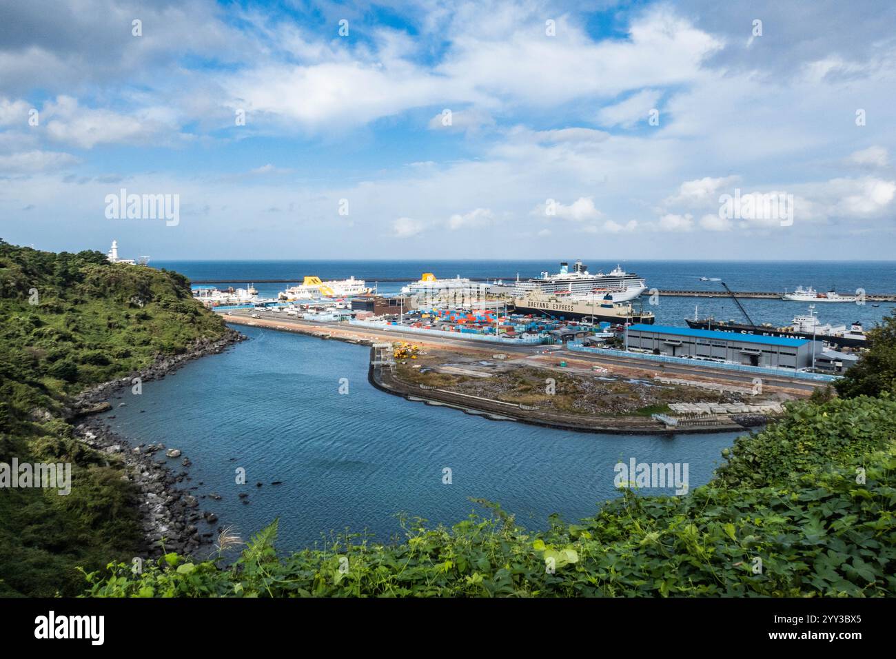 Jeju port hi-res stock photography and images - Alamy