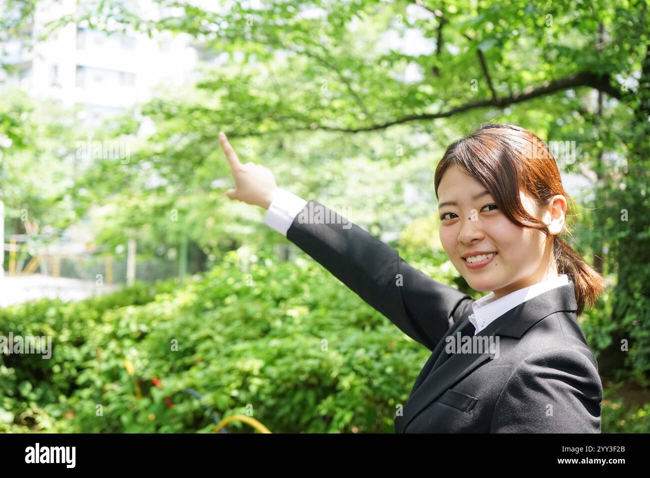 Person pointing outdoors hi-res stock photography and images - Alamy