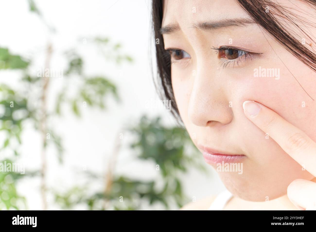 Acne therapy hi-res stock photography and images - Alamy
