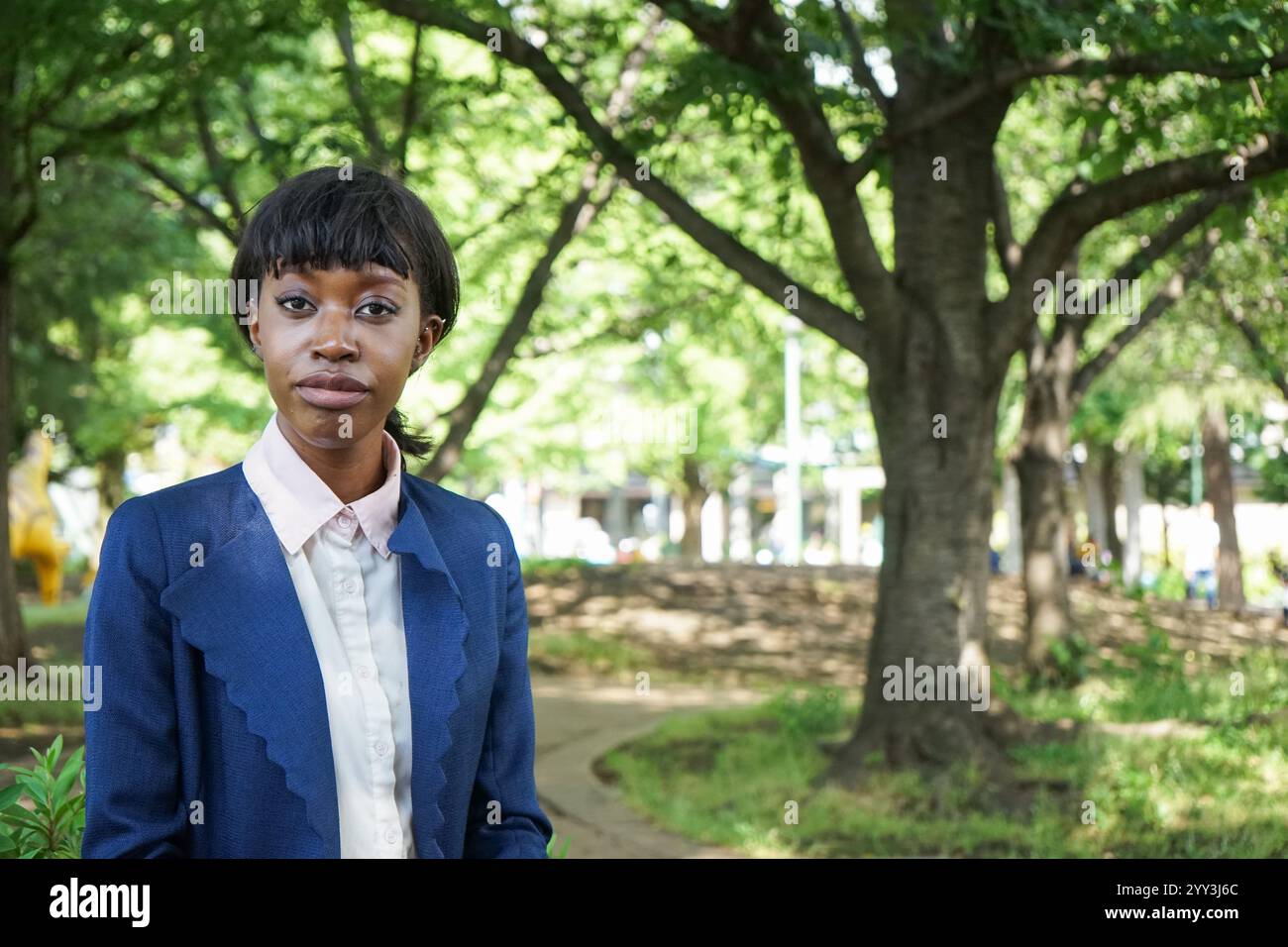 Black female lecturer hi-res stock photography and images - Alamy