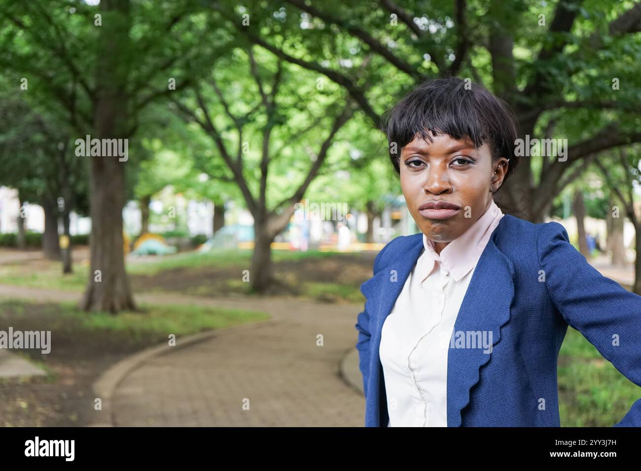 Angry black woman Stock Photo - Alamy
