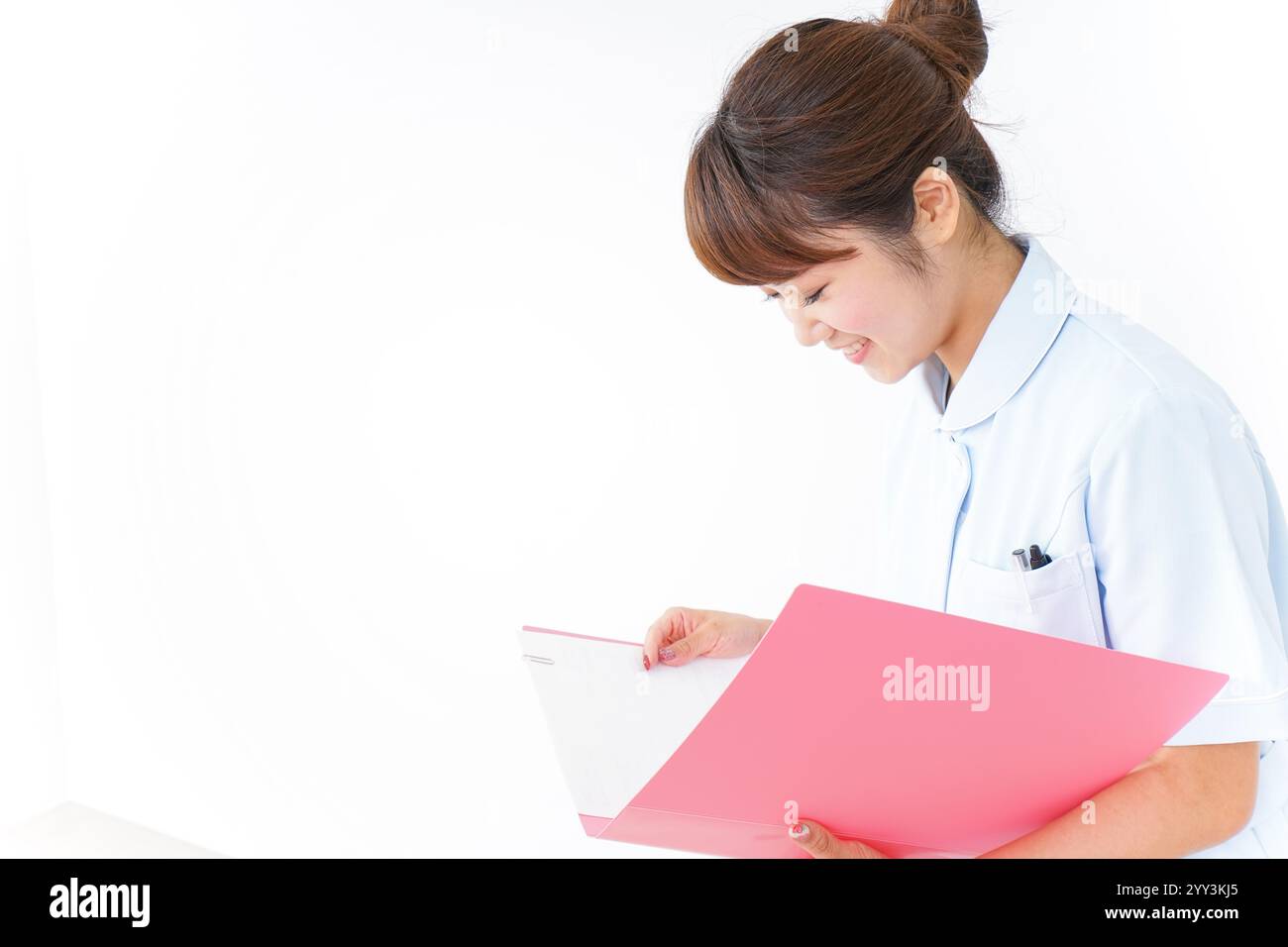 Nurse File Medical records Stock Photo - Alamy