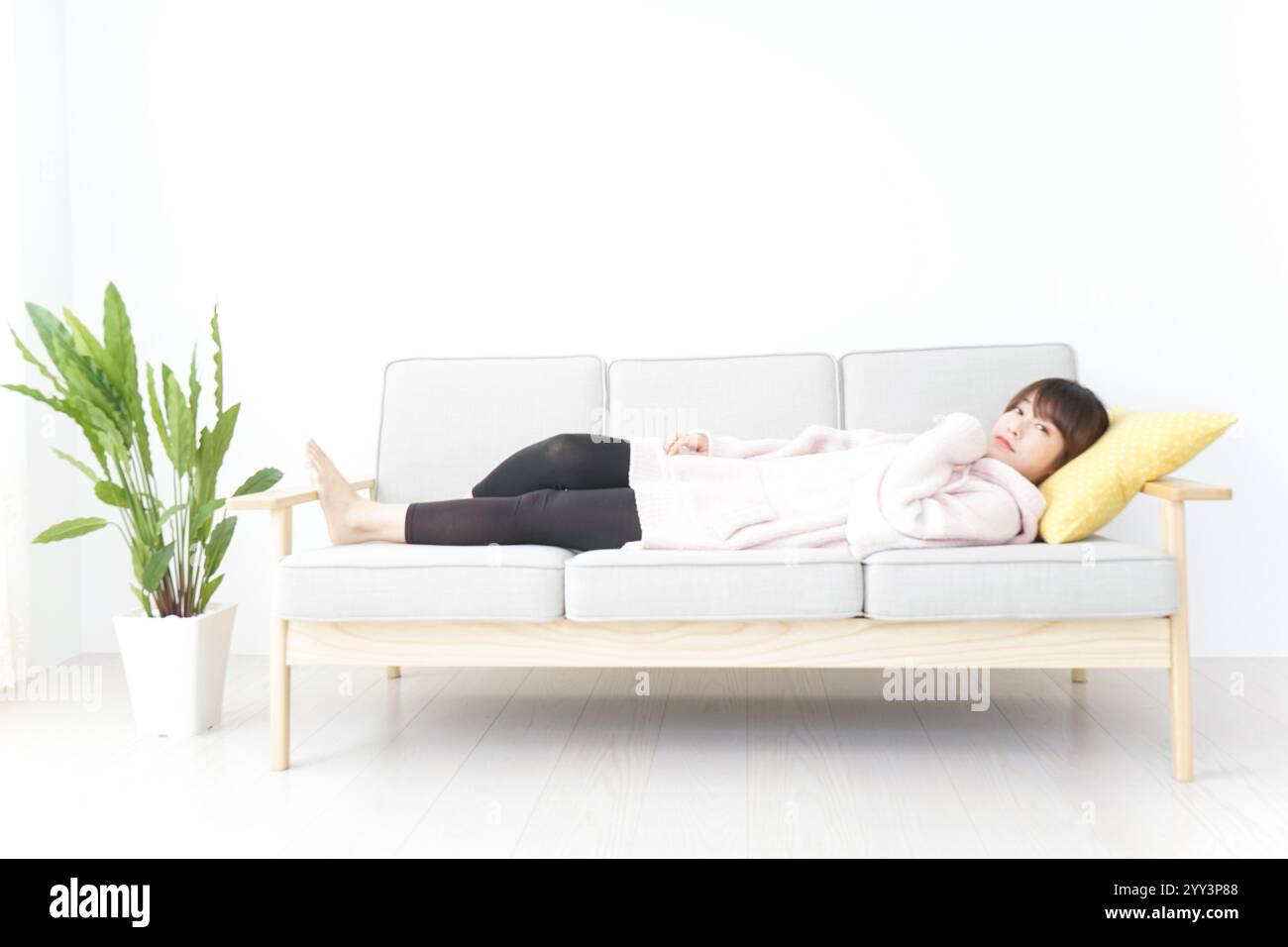 People in lunch break room Cut Out Stock Images & Pictures - Alamy