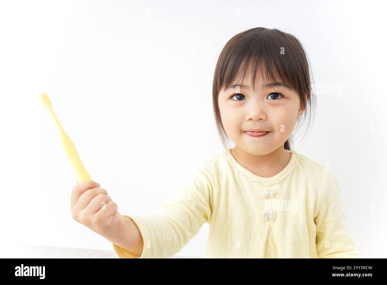 Child brushing teeth Stock Photo - Alamy