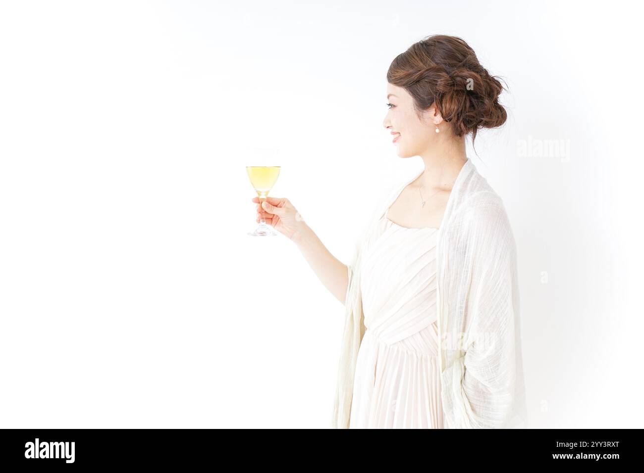 Women drinking alcohol Stock Photo - Alamy