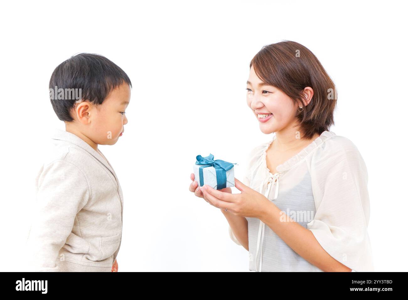 Single mother children home Cut Out Stock Images & Pictures - Alamy