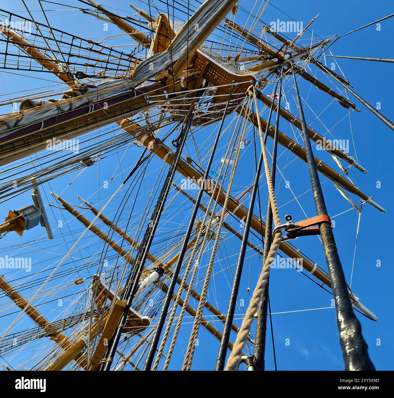 Long ropes stretched across the masts of an old ship Stock Photo - Alamy