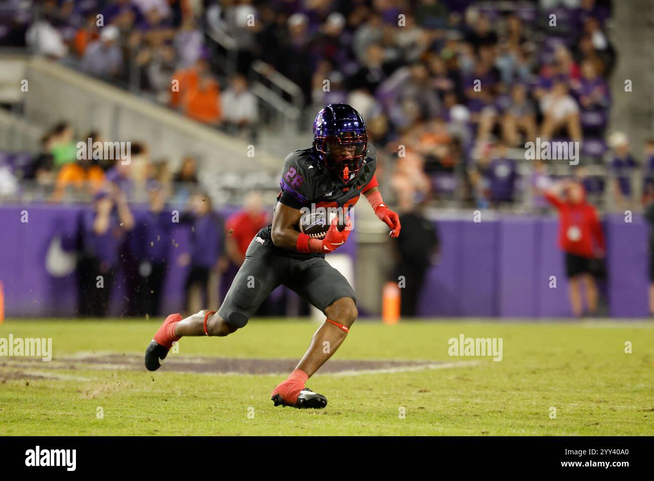 TCU running back Jeremy Payne (26) carries the ball during an NCAA ...