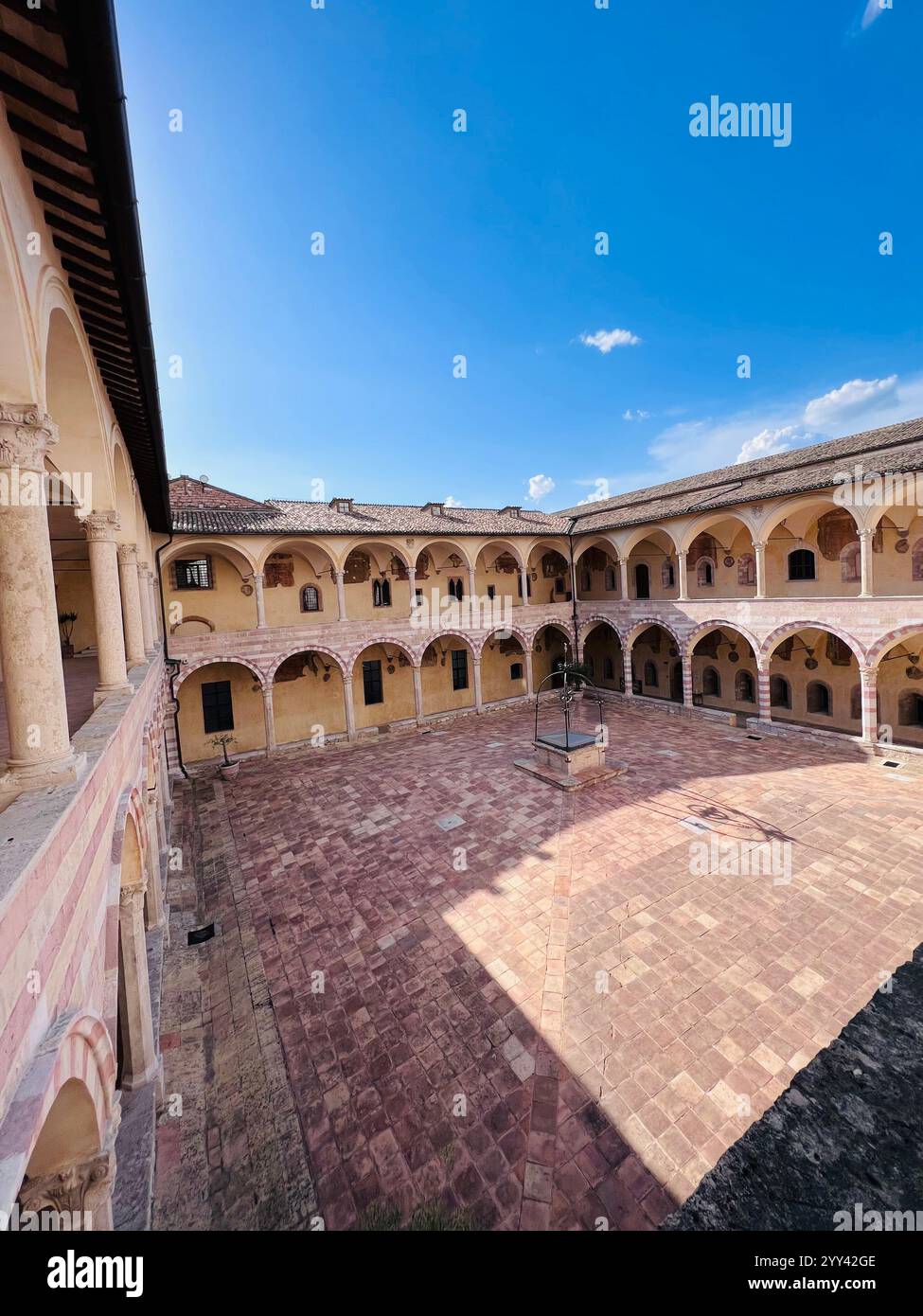 Assisi italy public hi-res stock photography and images - Alamy