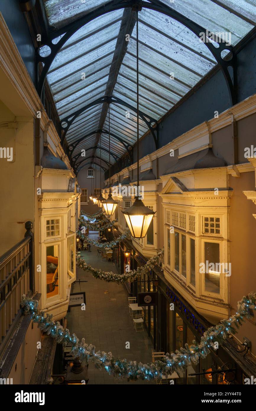 Cardiff's Victorian Castle Arcade at Christmas Stock Photo - Alamy