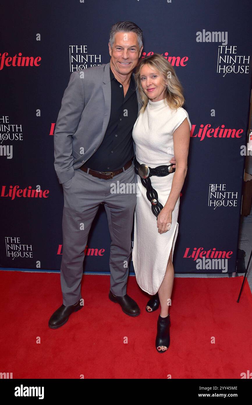 Chris Gann mit Begleitung beim Screening des Lifetime Fernsehfilms A ...