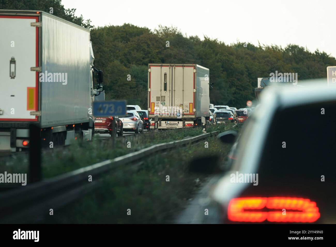 Deutschland, Europa, Autobahn, Stau, Lkw, Pkw, Verkehrschaos ...