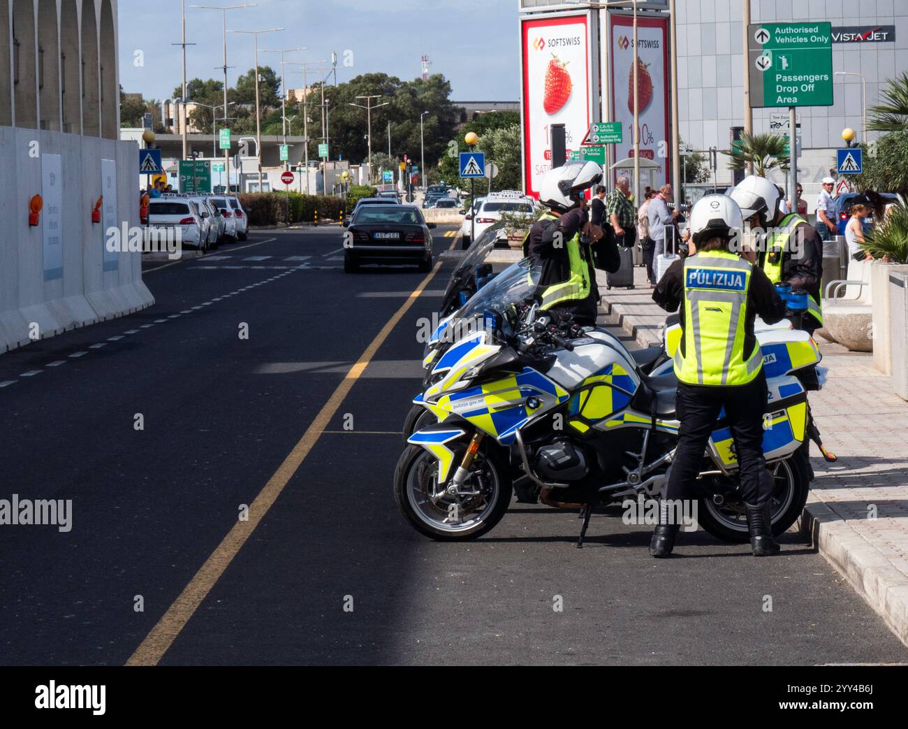 Ready police hi-res stock photography and images - Alamy