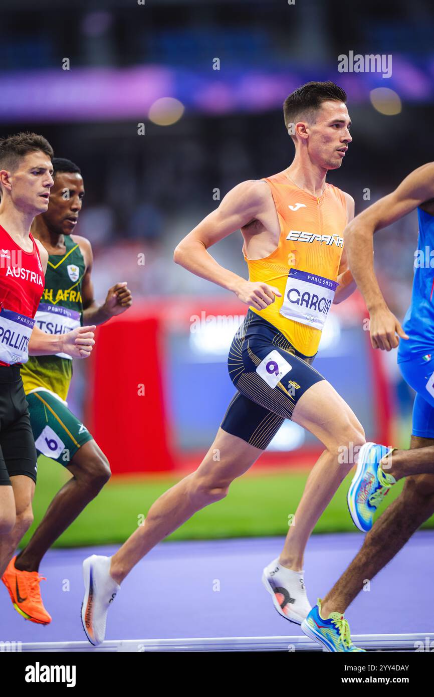 Mario García Romo participating in the 1500 metres at the Paris 2024 ...