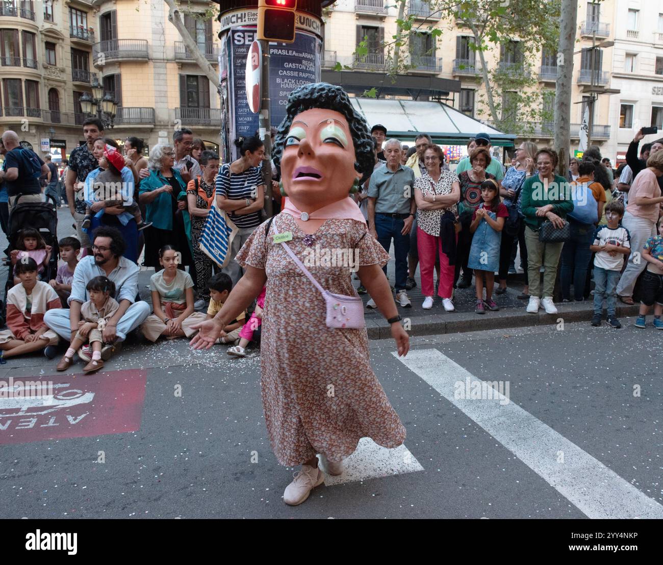 Puppets giant hi-res stock photography and images - Alamy