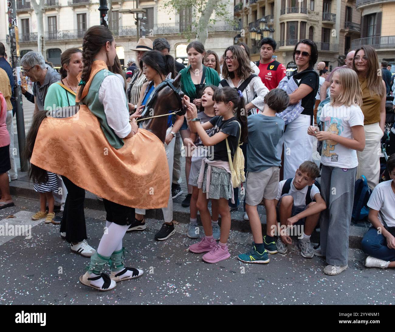 Puppets giant hi-res stock photography and images - Alamy