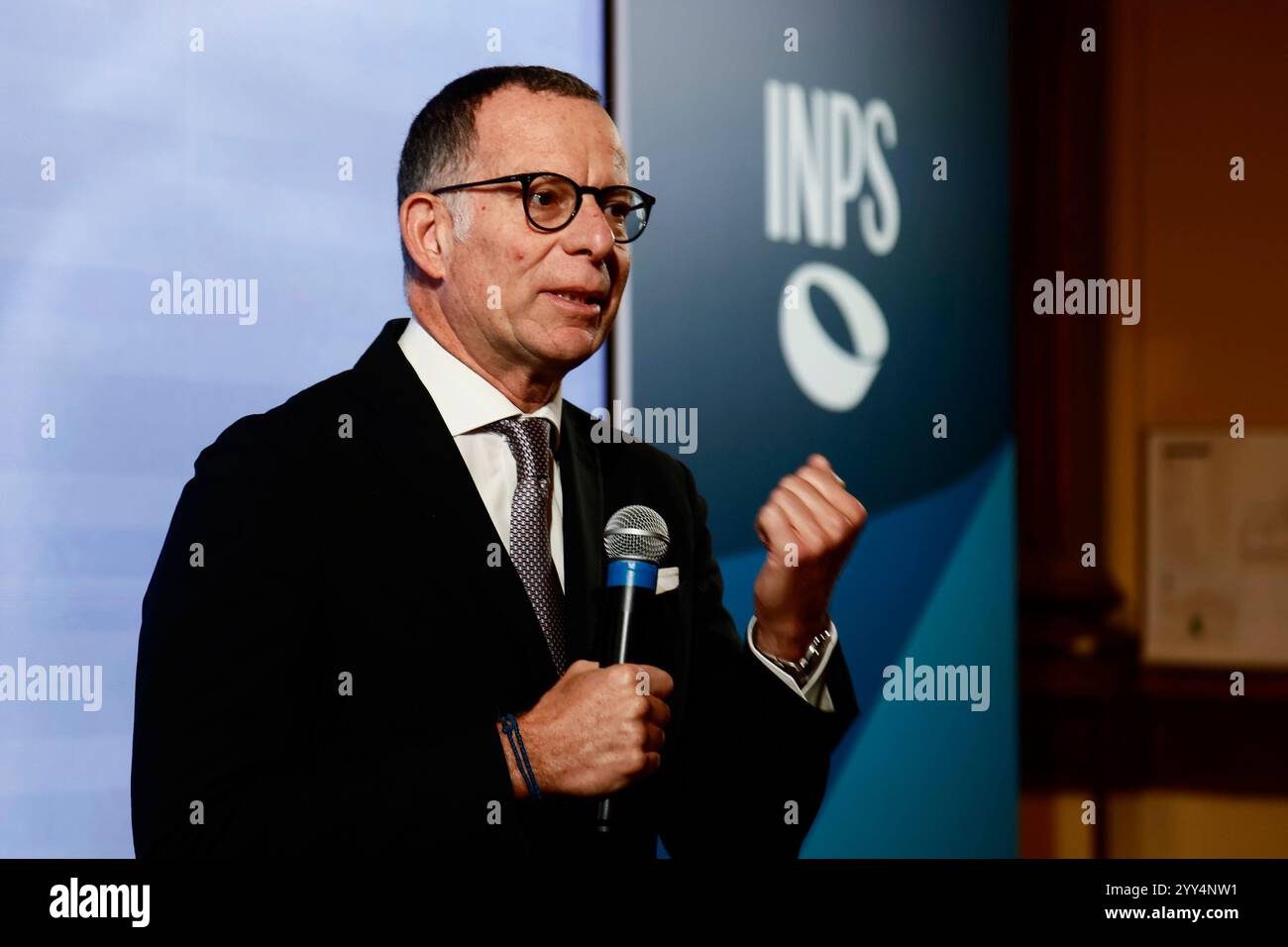 Il presidente Gabriele Fava presenta la nuova versione dell'App Inps ...