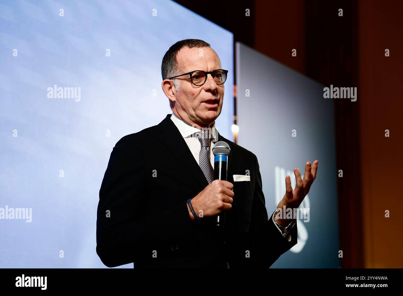 Il presidente Gabriele Fava presenta la nuova versione dell'App Inps ...