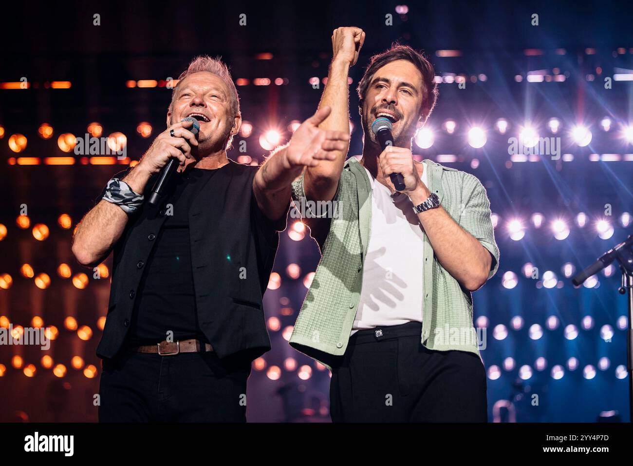 Nick van Eede (Cutting Crew) und Max Giesinger live bei der 30. Night ...