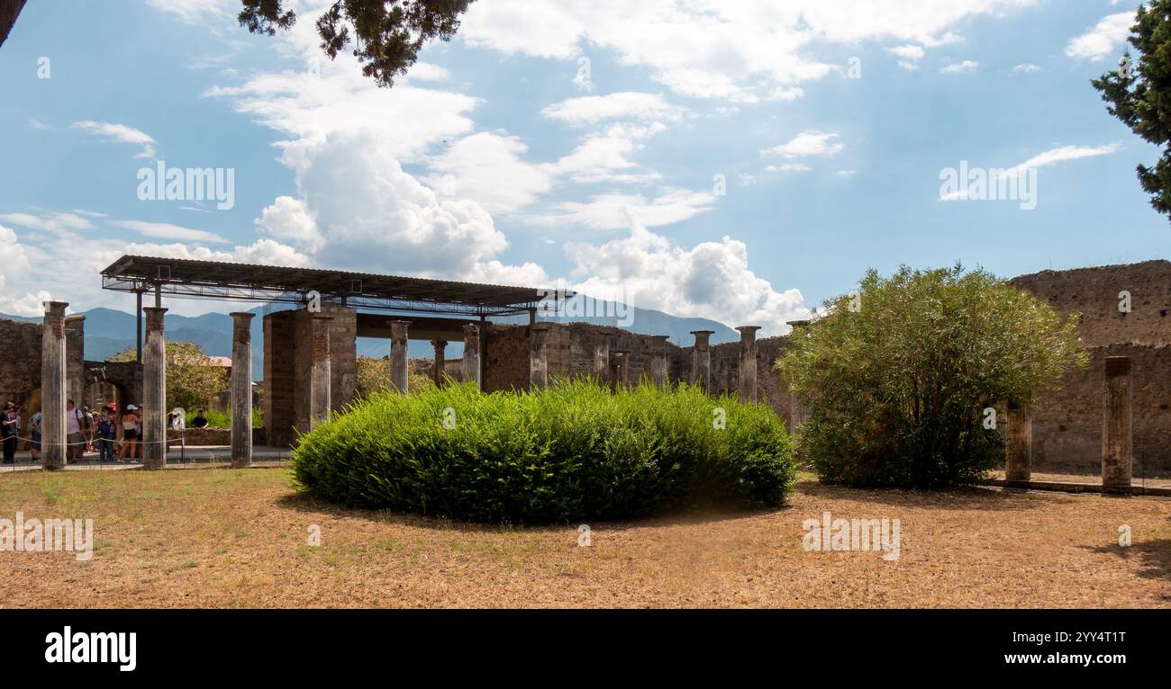 The ruins of Pompeii in Italy. Garden of a house in Pompeii. Pompeii ...