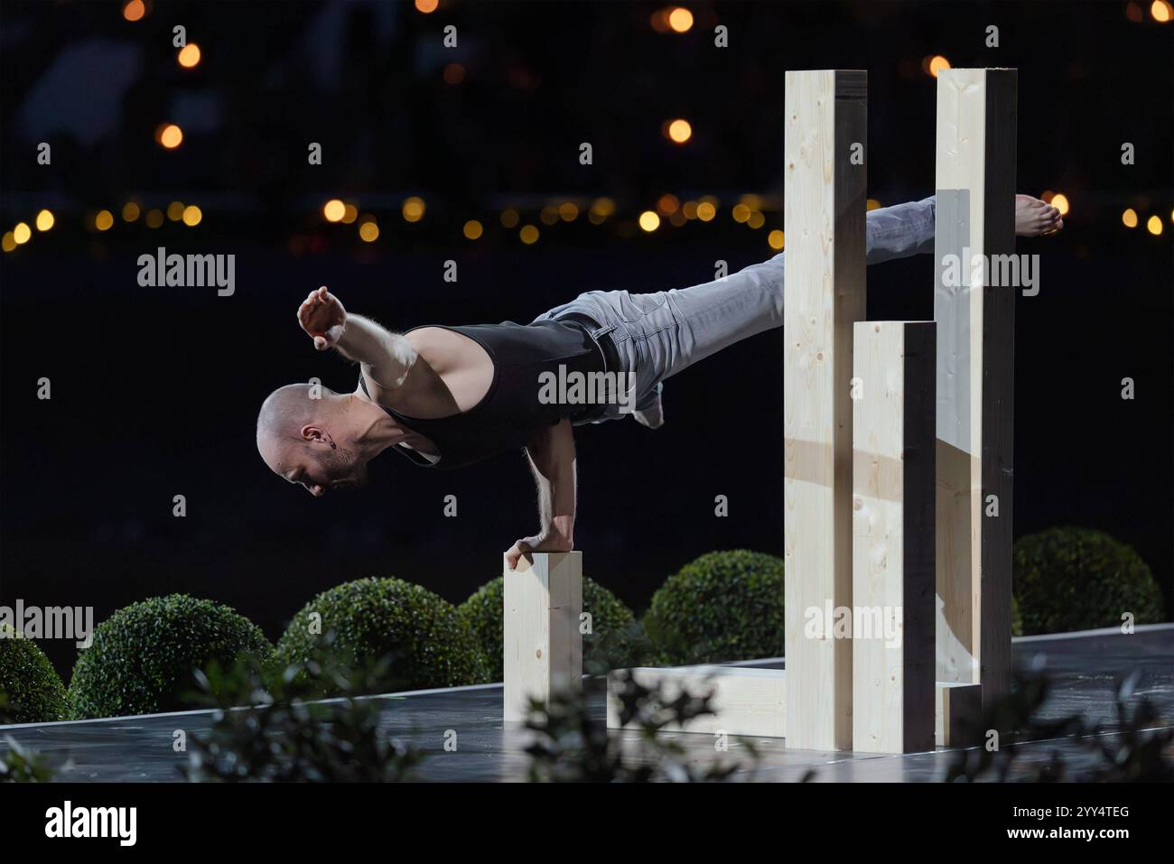 Galashow des Internationalen Festhallen Reitturniers Die 13-köpfige ...