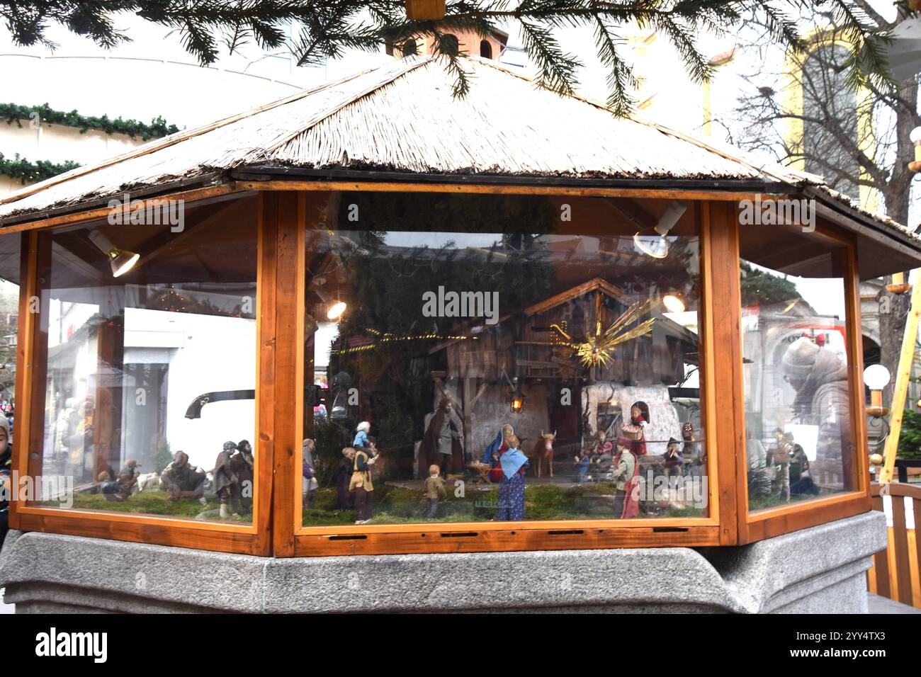 Krippe Weiden Opf 18.12.2024 Rathausplatz Weidener Christkindlmarkt vor ...