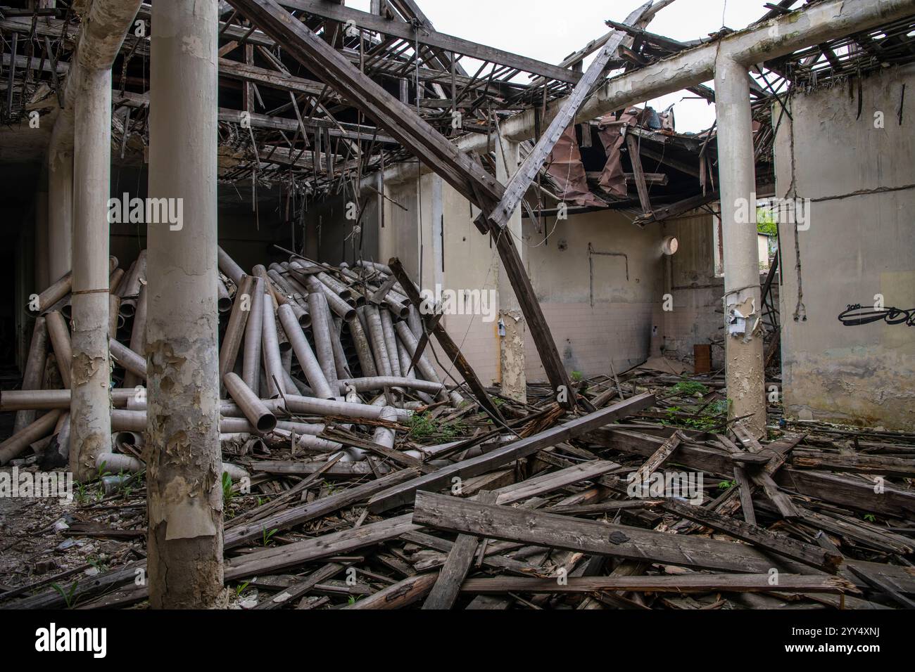 Abandoned industrial building interior. Apocalyptic scene. Ruins of ...