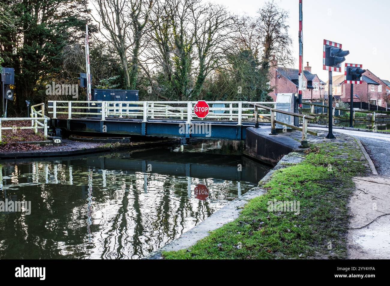 Burscough bridge hi-res stock photography and images - Alamy