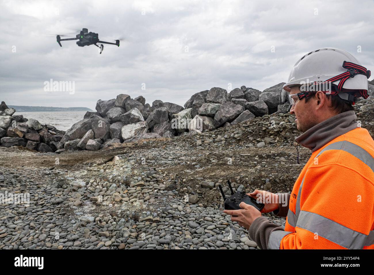 drone pilot operator Stock Photo - Alamy