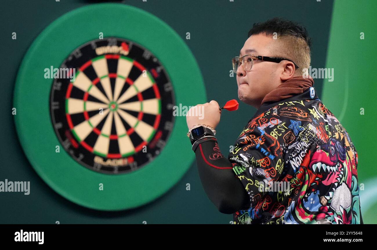 Lok Yin Lee celebrates during the first round match against Chris ...