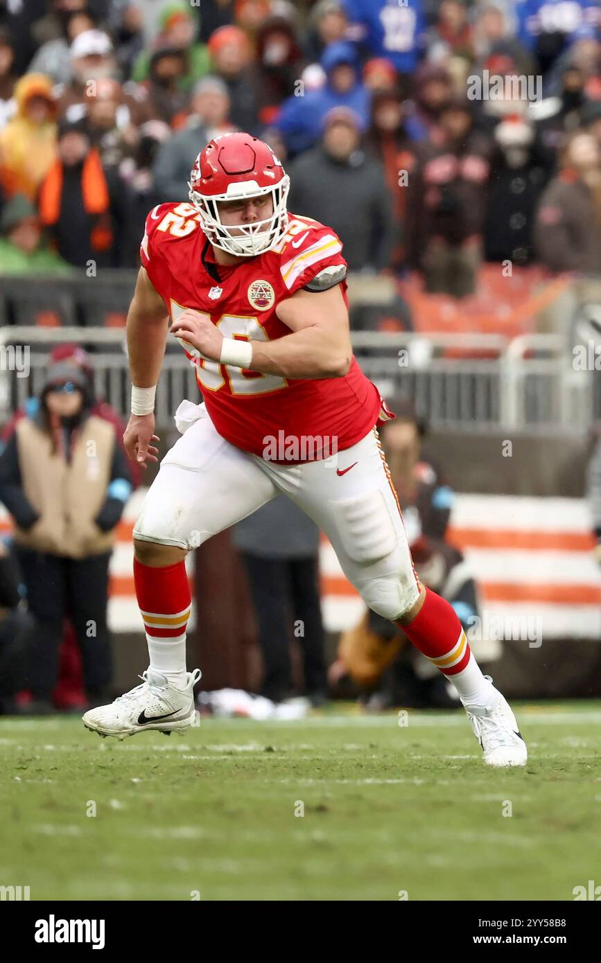 Kansas City Chiefs center Creed Humphrey (52) looks to make a block ...