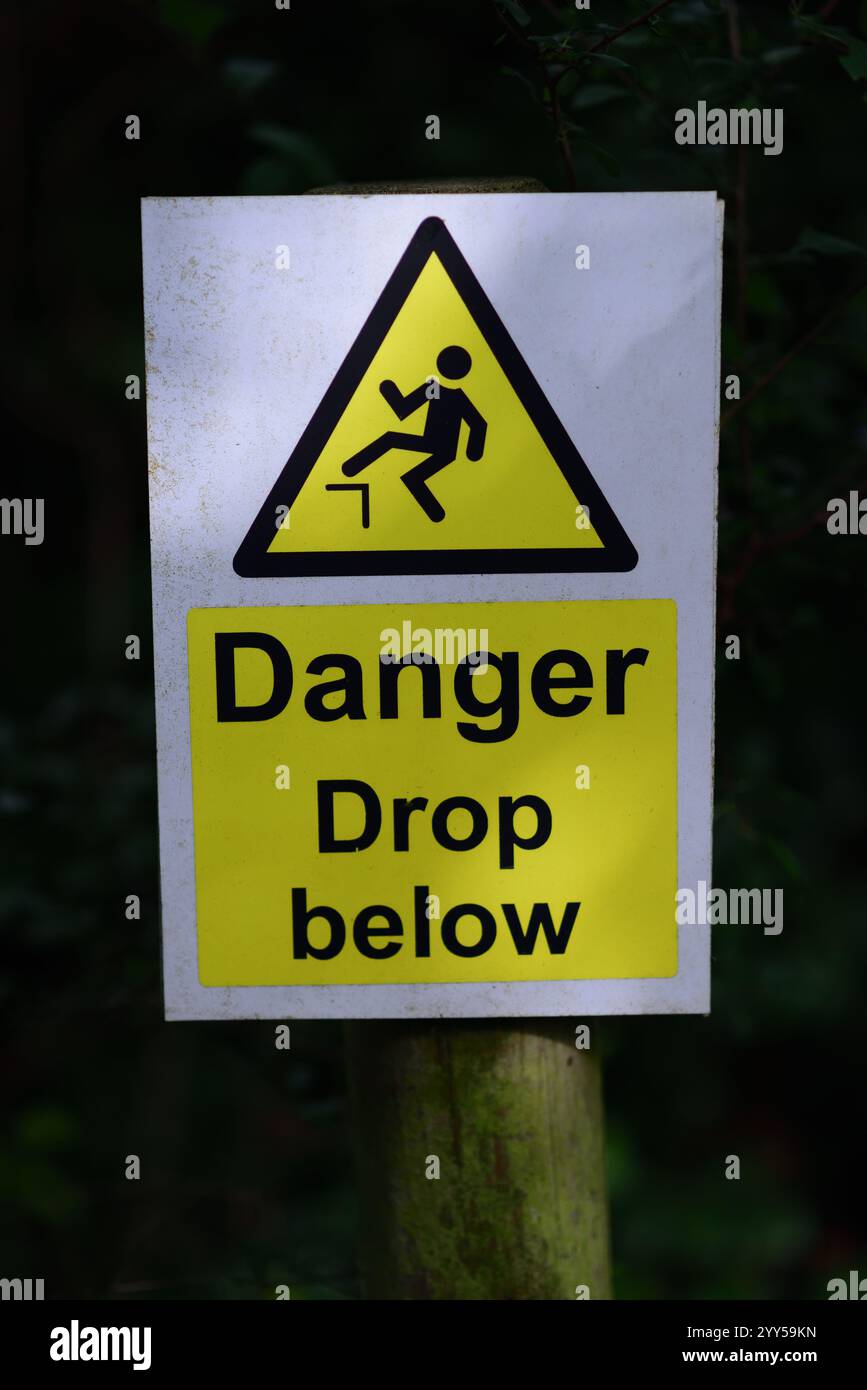 Drop hazard sign hi-res stock photography and images - Alamy