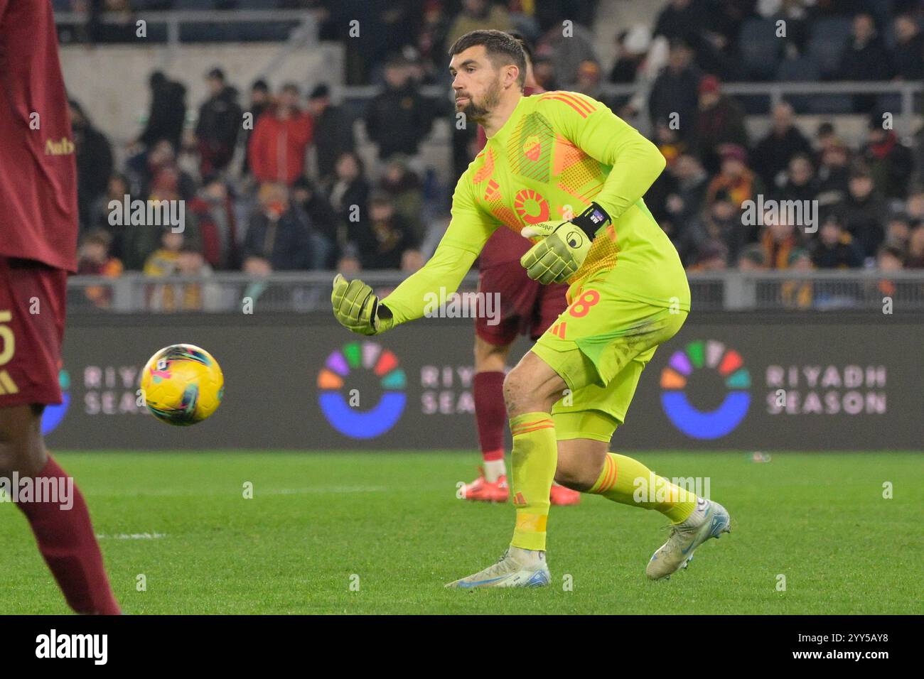 Rome, Italy. 18th Dec, 2024. Romaâ??s goalkeeper Mathew Ryan during the ...