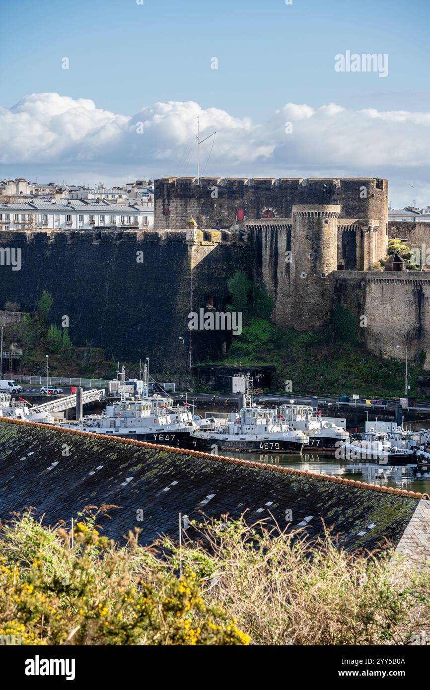 French maritime landmarks hi-res stock photography and images - Alamy