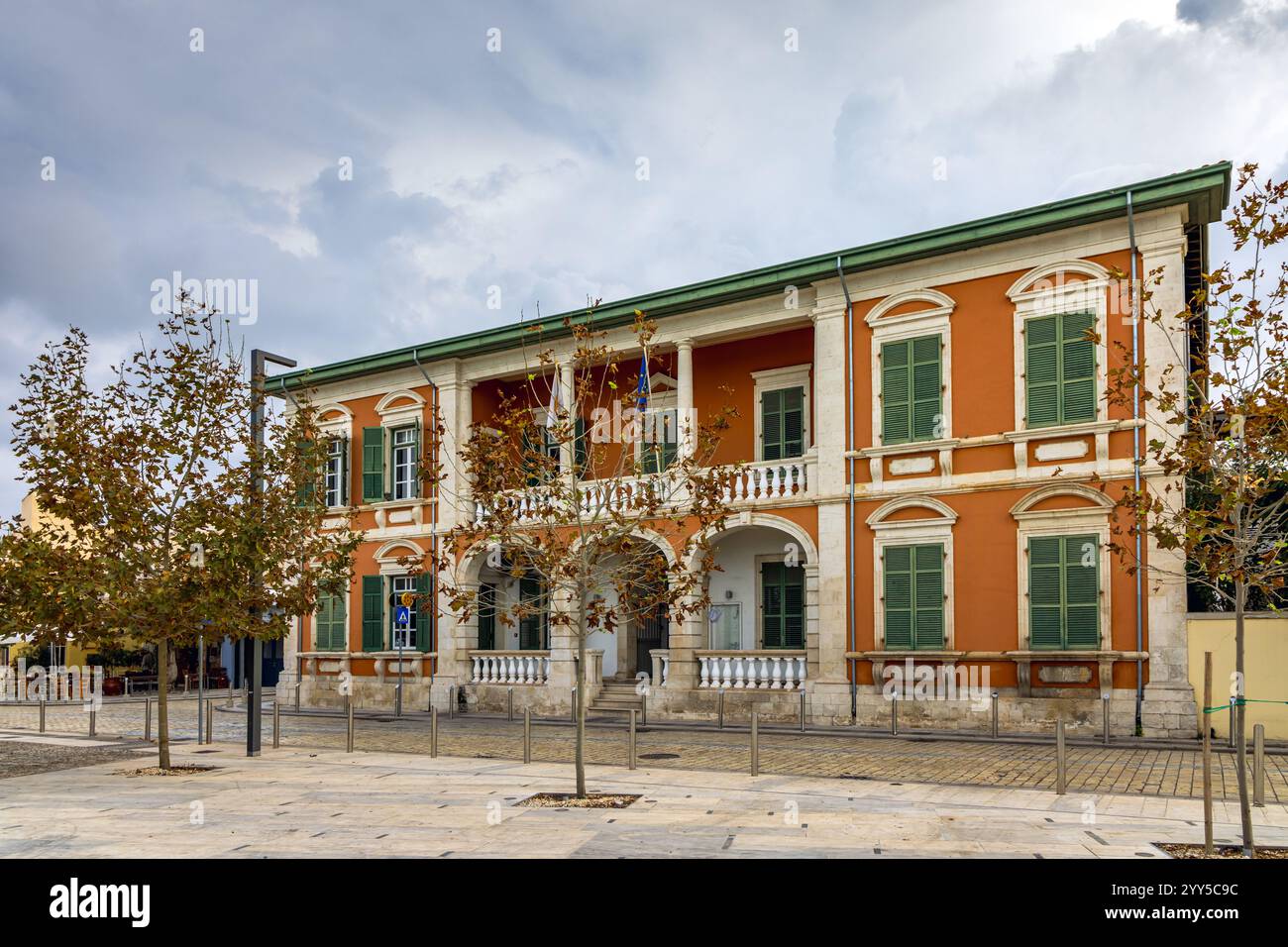 Local government office in hi-res stock photography and images - Alamy