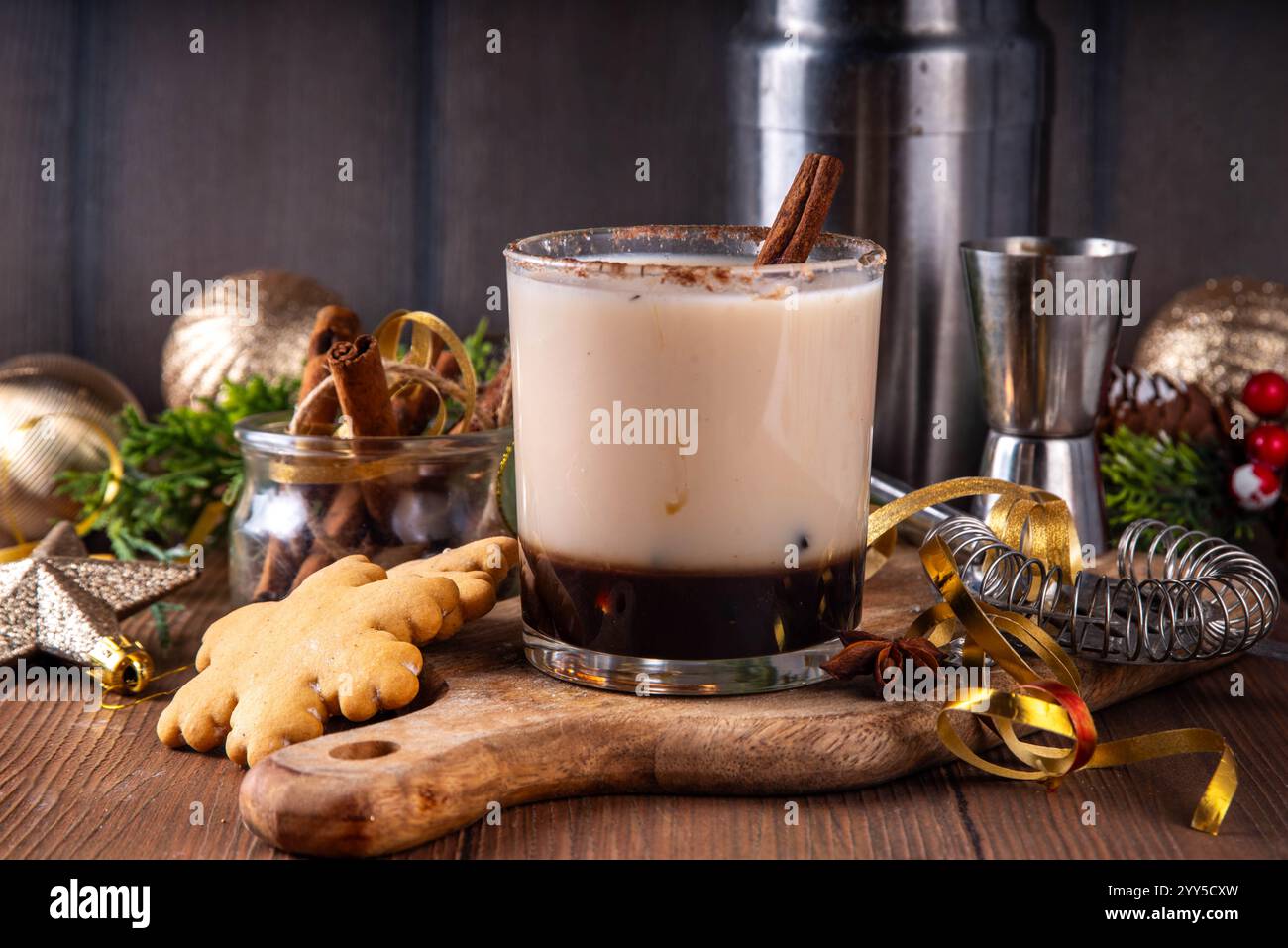 Gingerbread white russian Christmas cocktail with sweet gingerbread ...