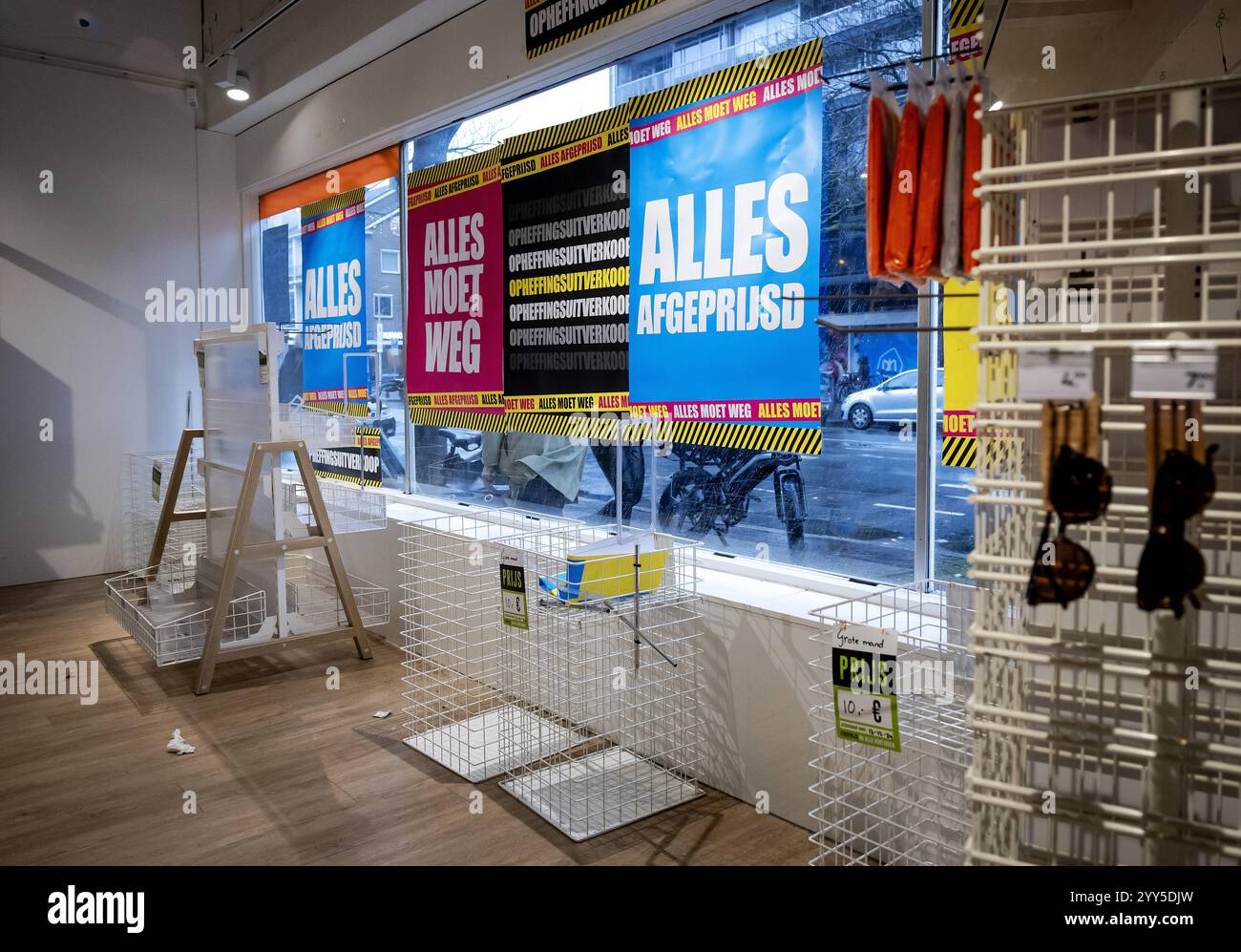 THE HAGUE - Interior of a Blokker store where closure sales are taking ...